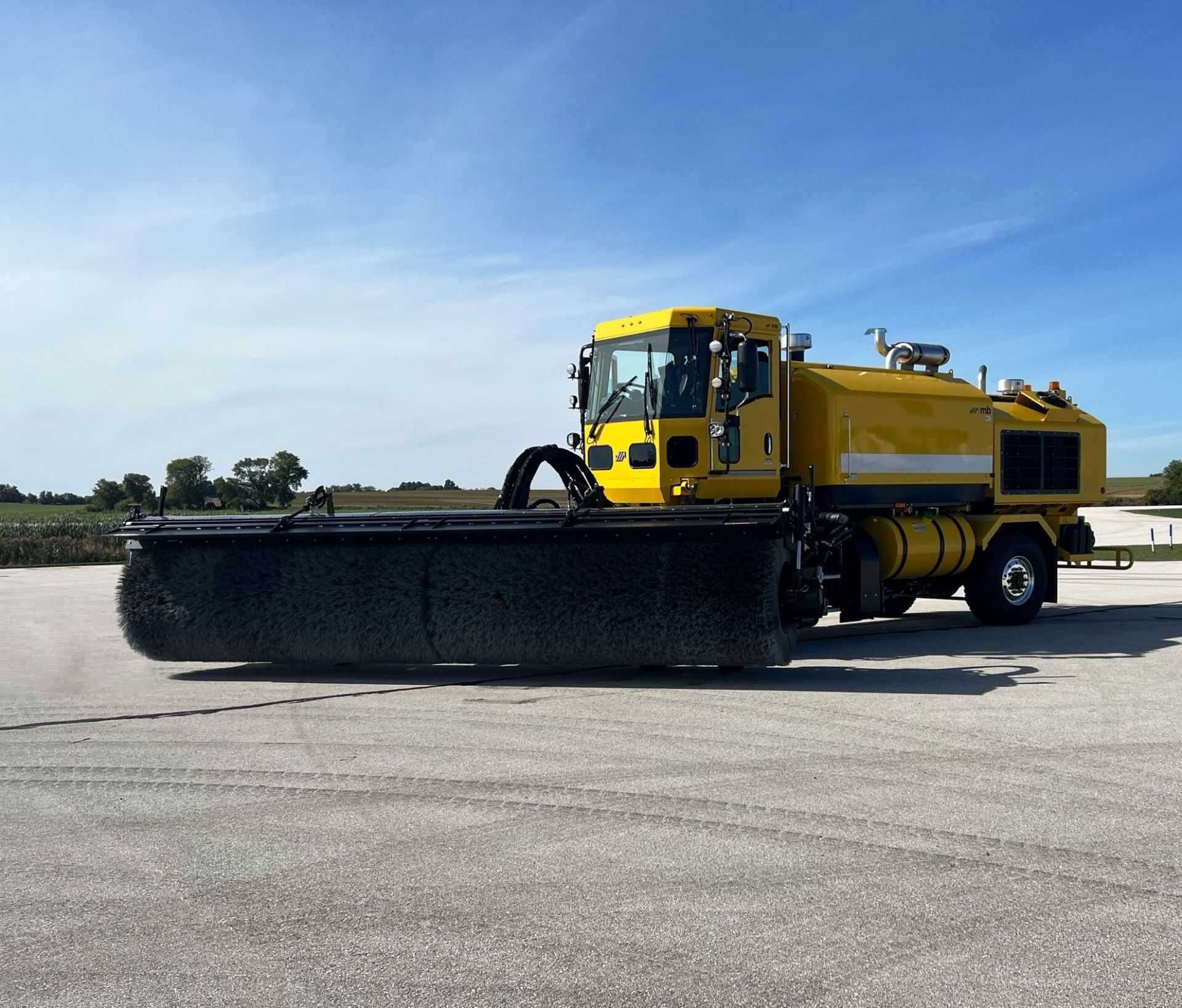 M-B Companies - MB3 Commercial Chassis