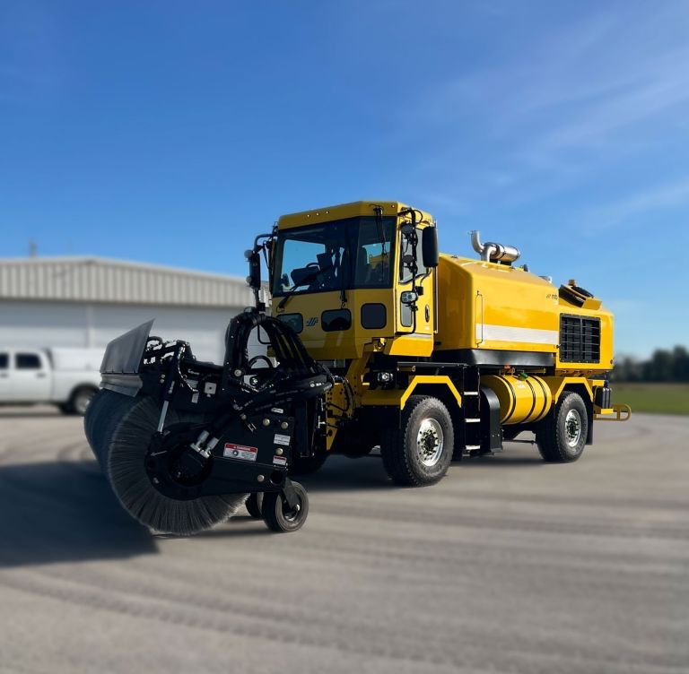 M-B Companies - MB3 Commercial Chassis